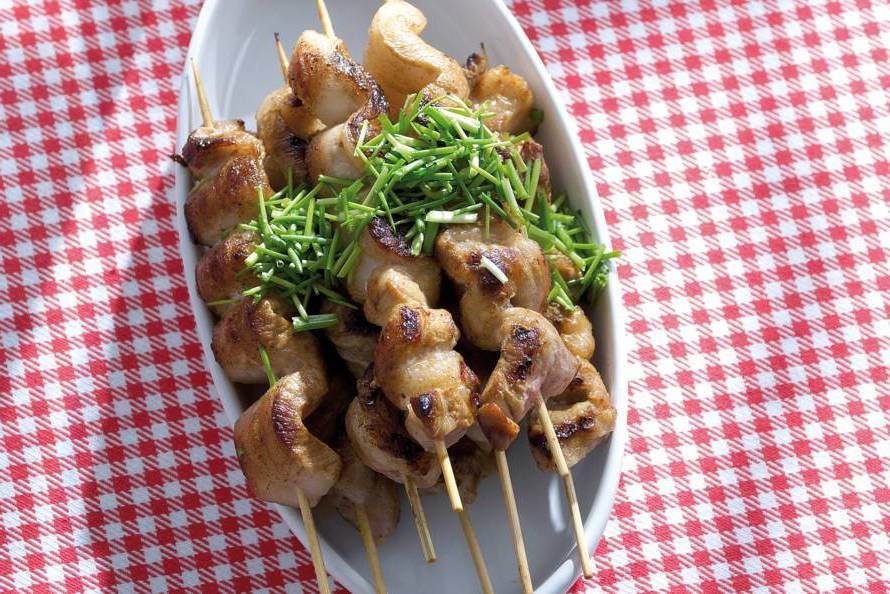Brochetas de tocino con polvo de cinco especias chinas - Receta Hoy
