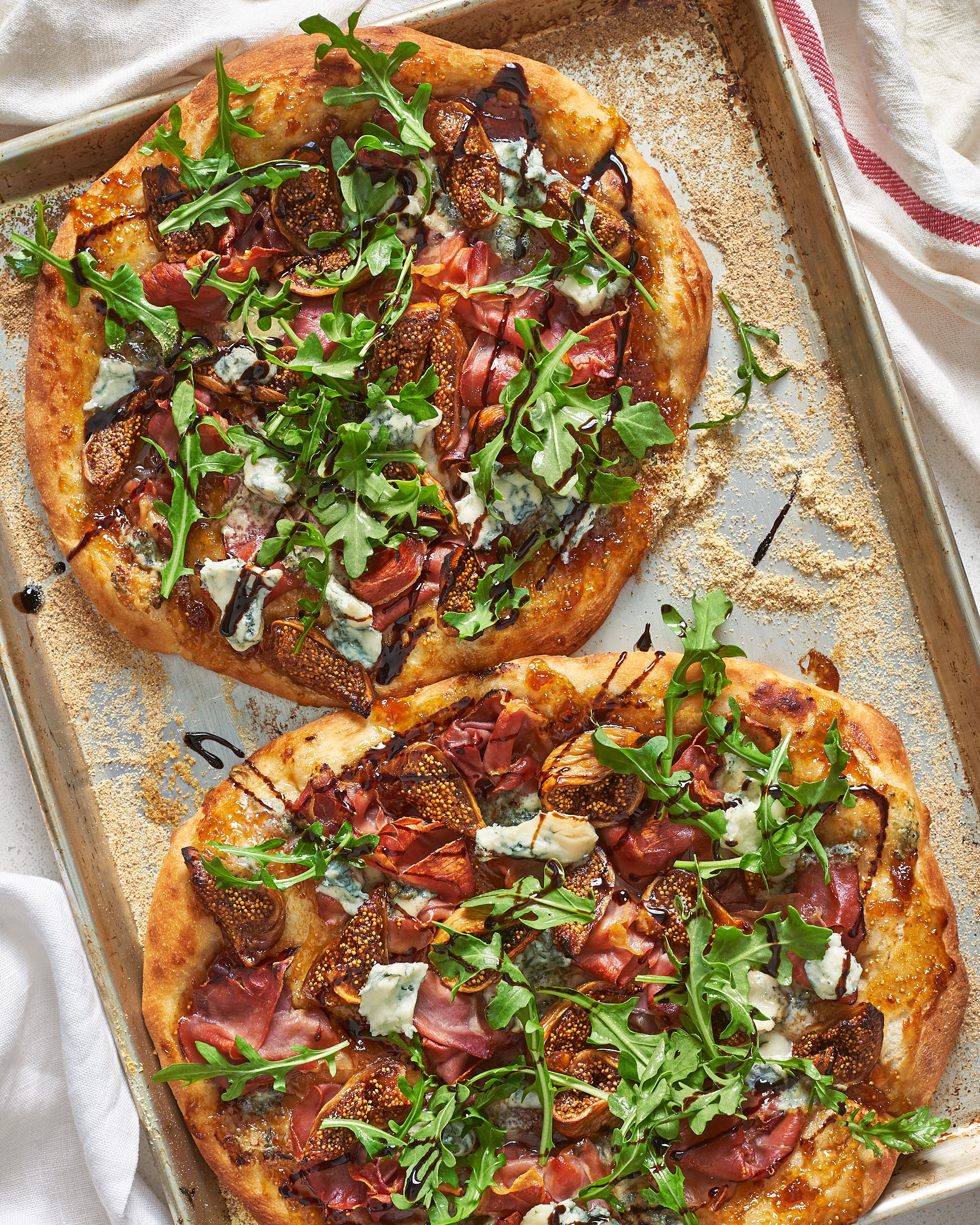 Panes planos fáciles de higo y jamón - Receta Hoy